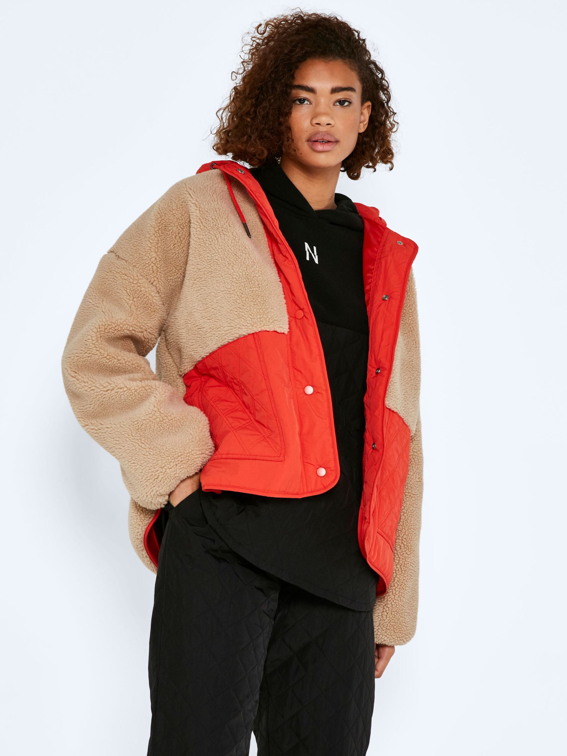 QUILTAD TEDDY JACKA | Beige,Orange | NOISY MAY®